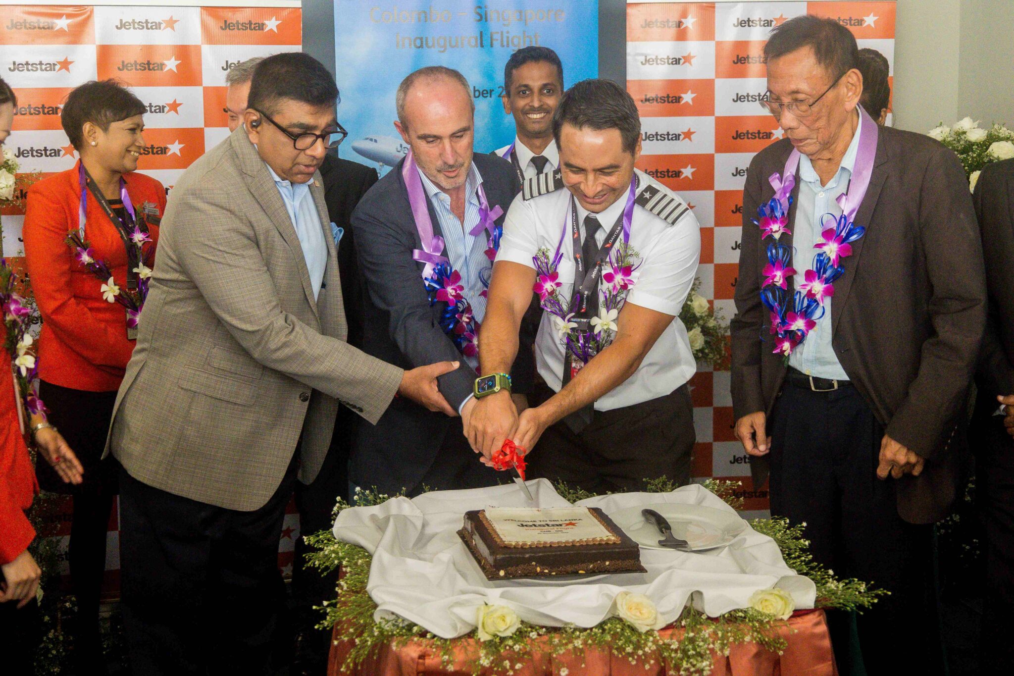 Jetstar Asia Touches Down in Colombo - Conglomerates in Sri Lanka ...